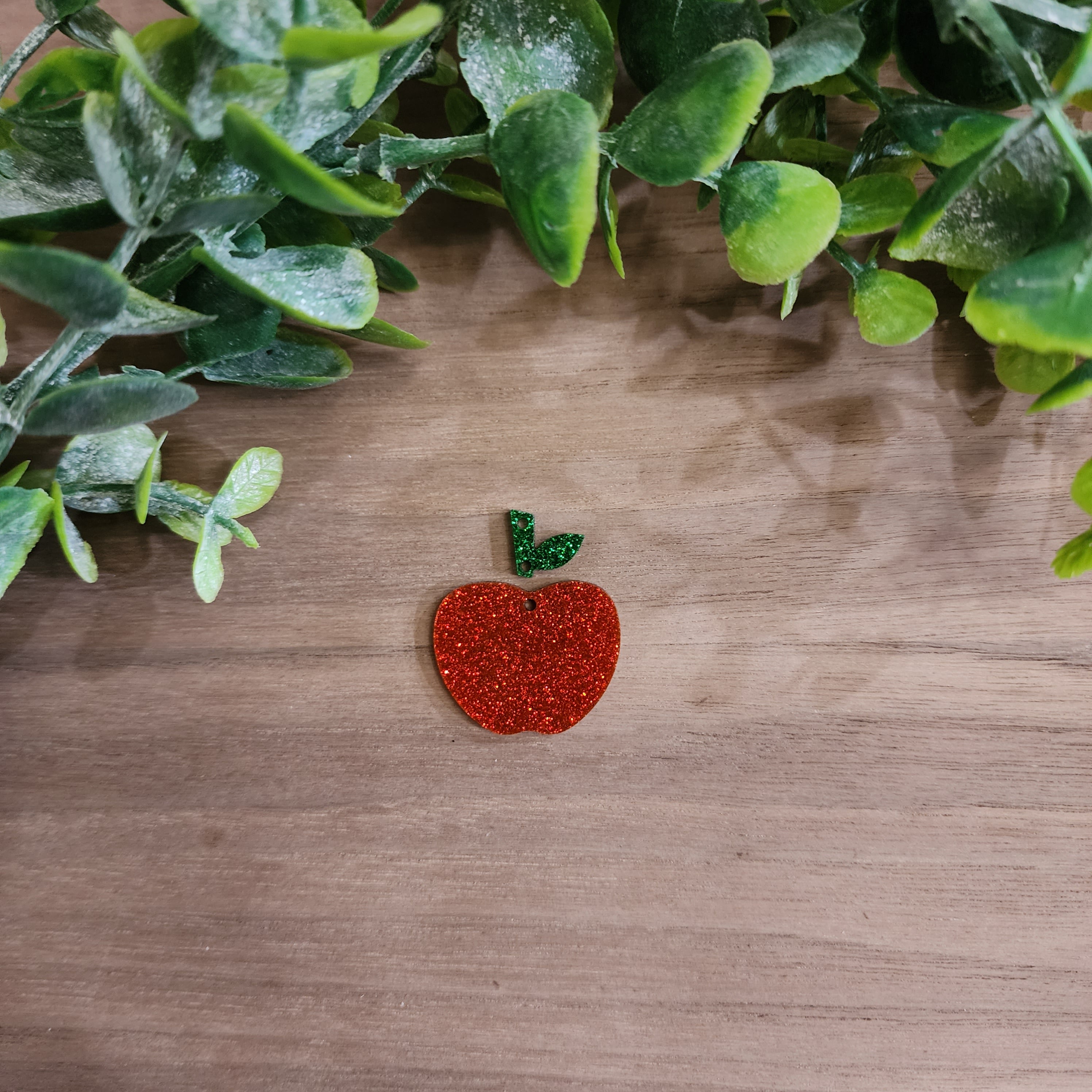 Acrylic Apple 2 Piece Drop – LilliBella Innovations