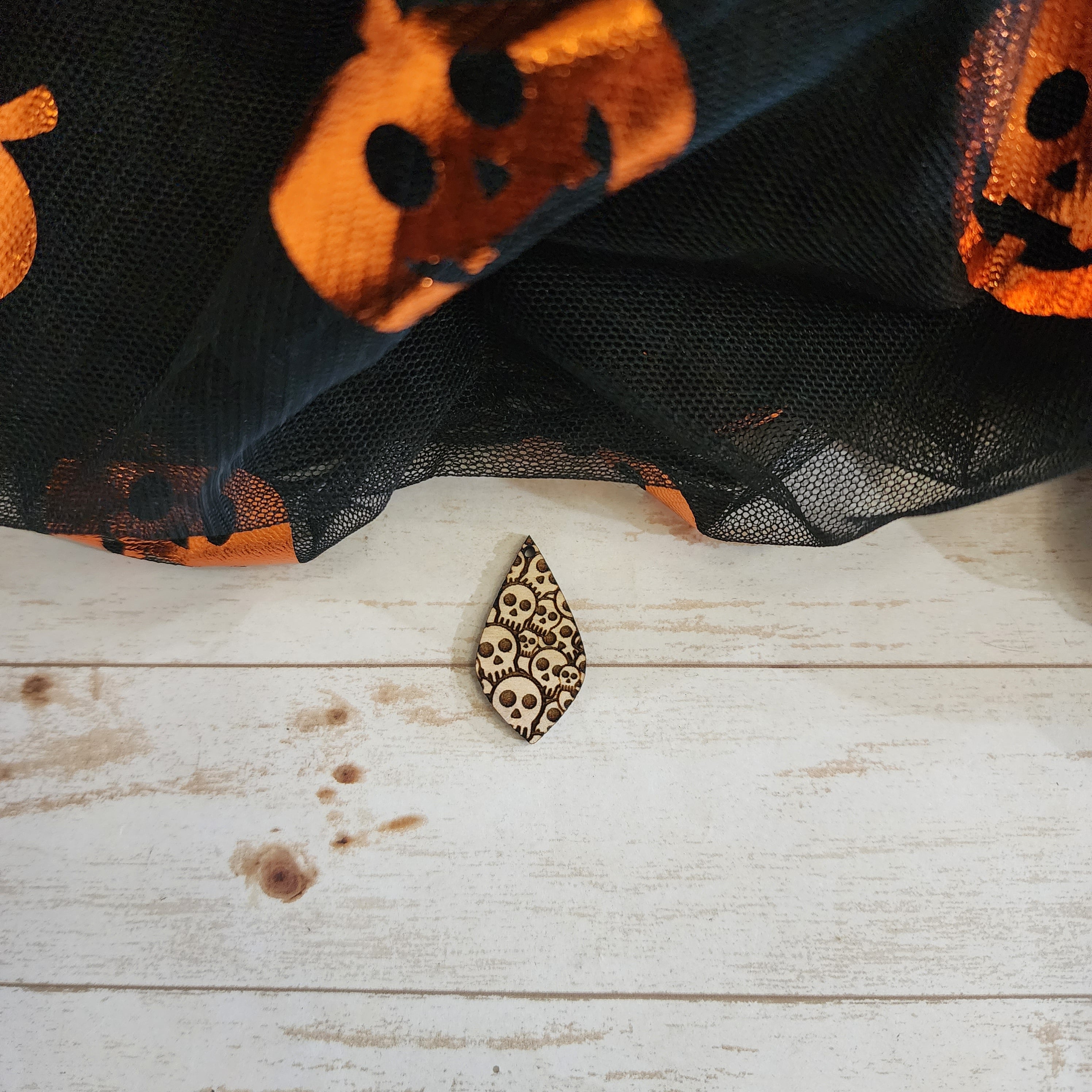 Halloween Skull Cluster Drop – LilliBella Innovations