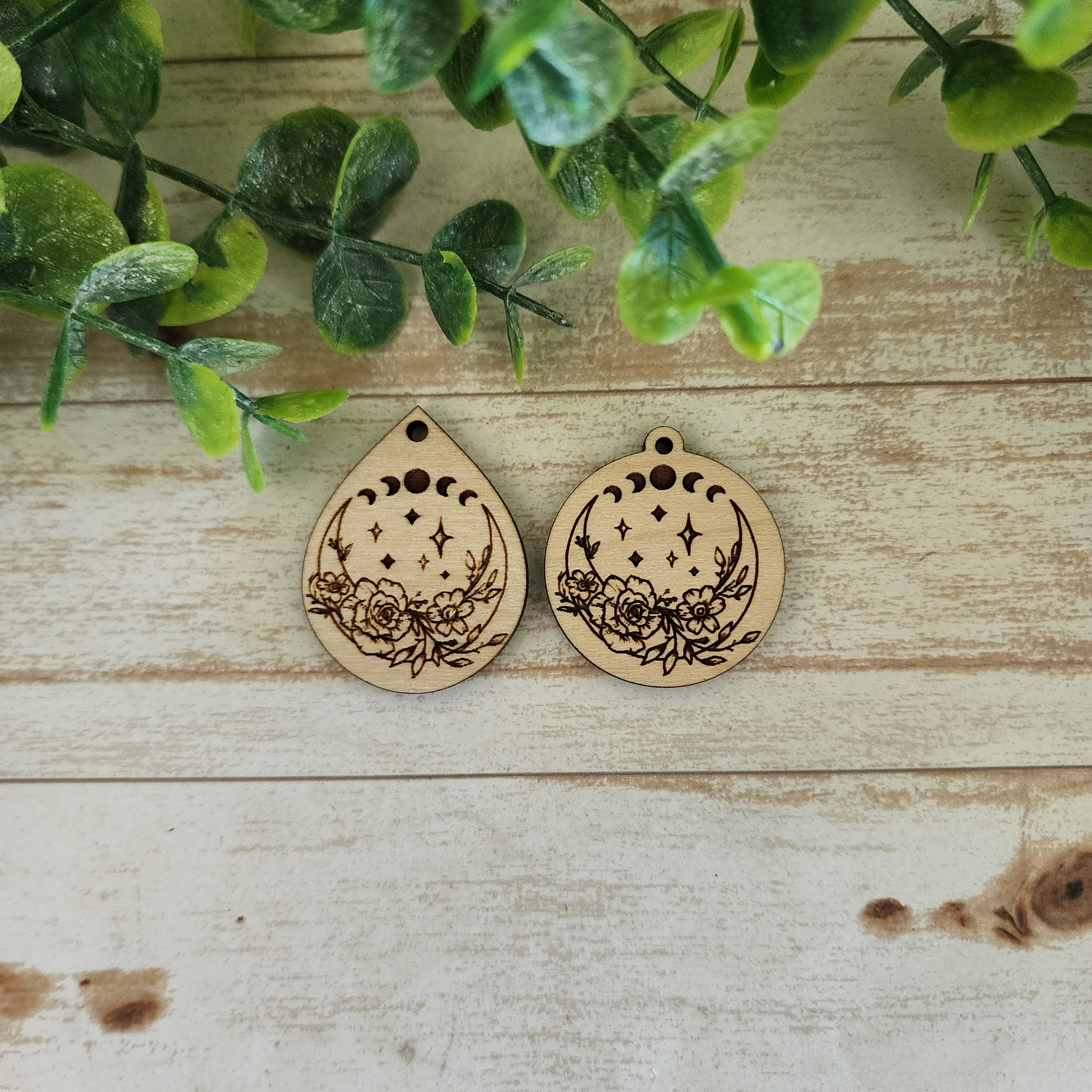 Celestial Moon Phases with Roses Drops – LilliBella Innovations