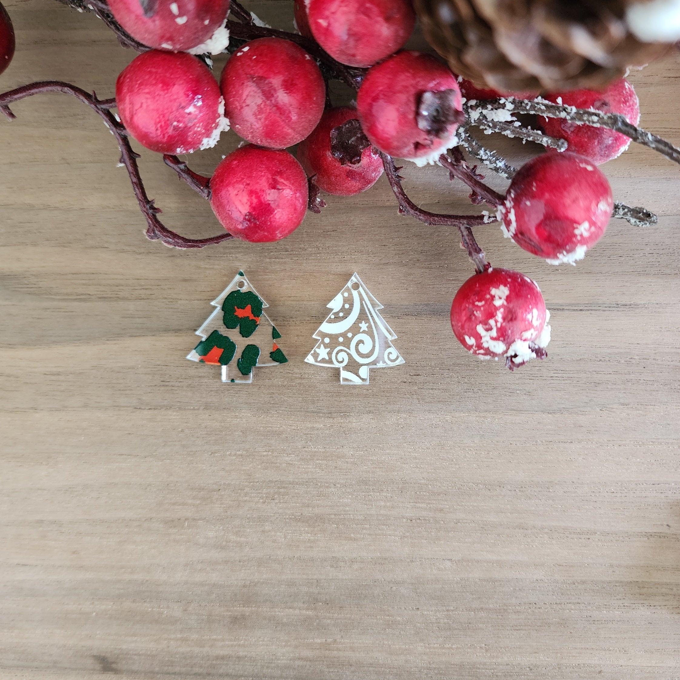 Patterned Acrylic Christmas 3 Tier Tree Drops – LilliBella Innovations