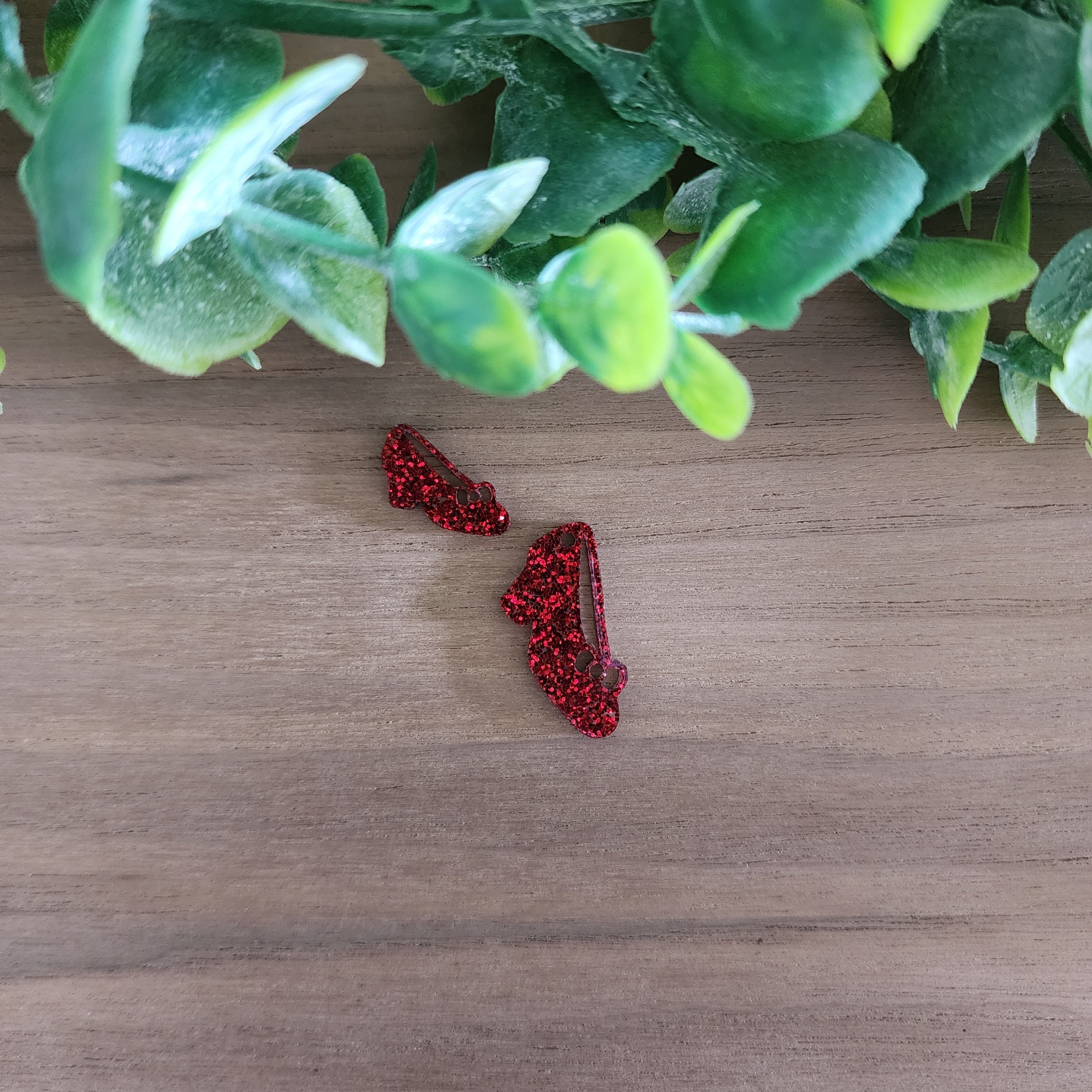 Ruby Slipper Acrylic Drops – LilliBella Innovations