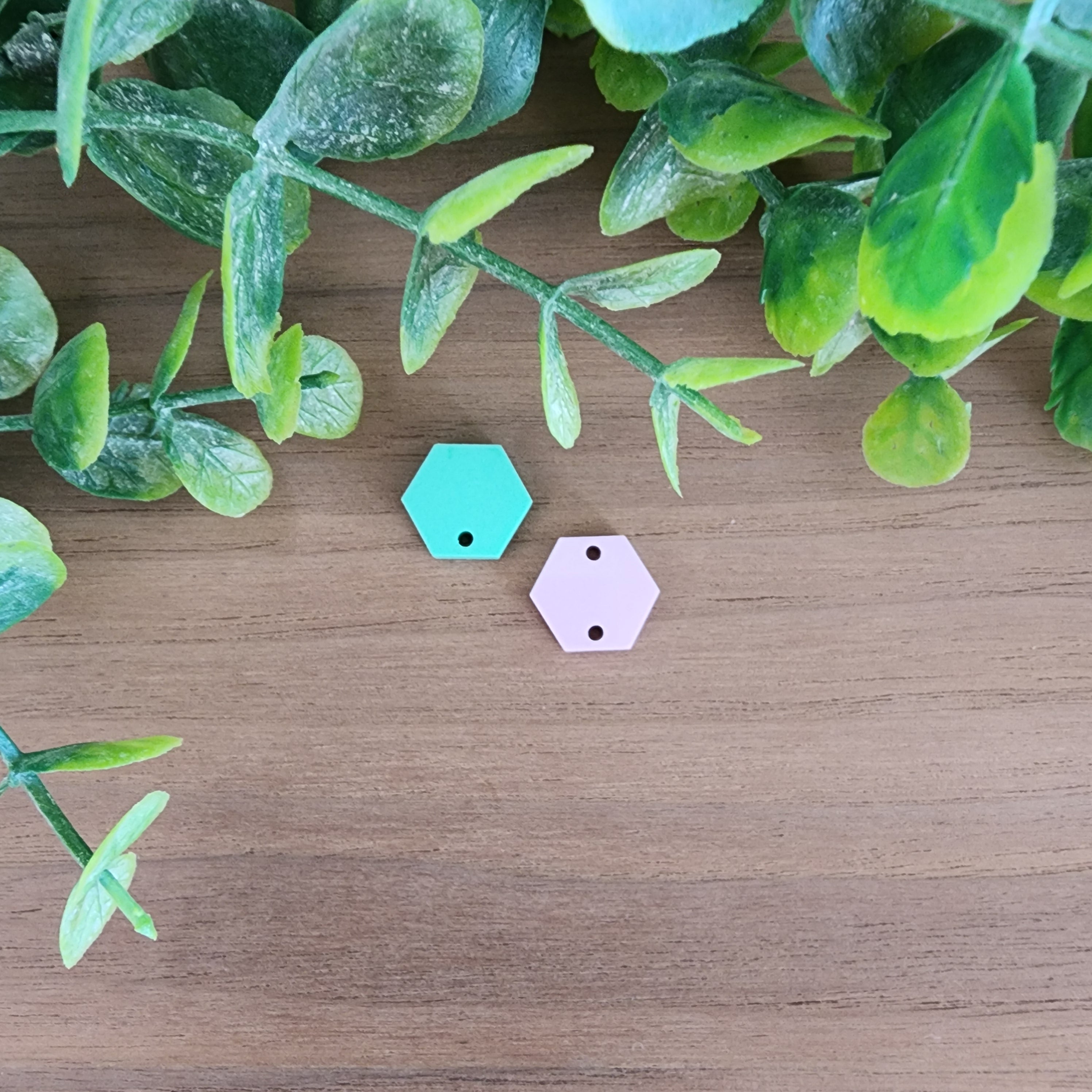 Acrylic Hexagon Connectors – LilliBella Innovations