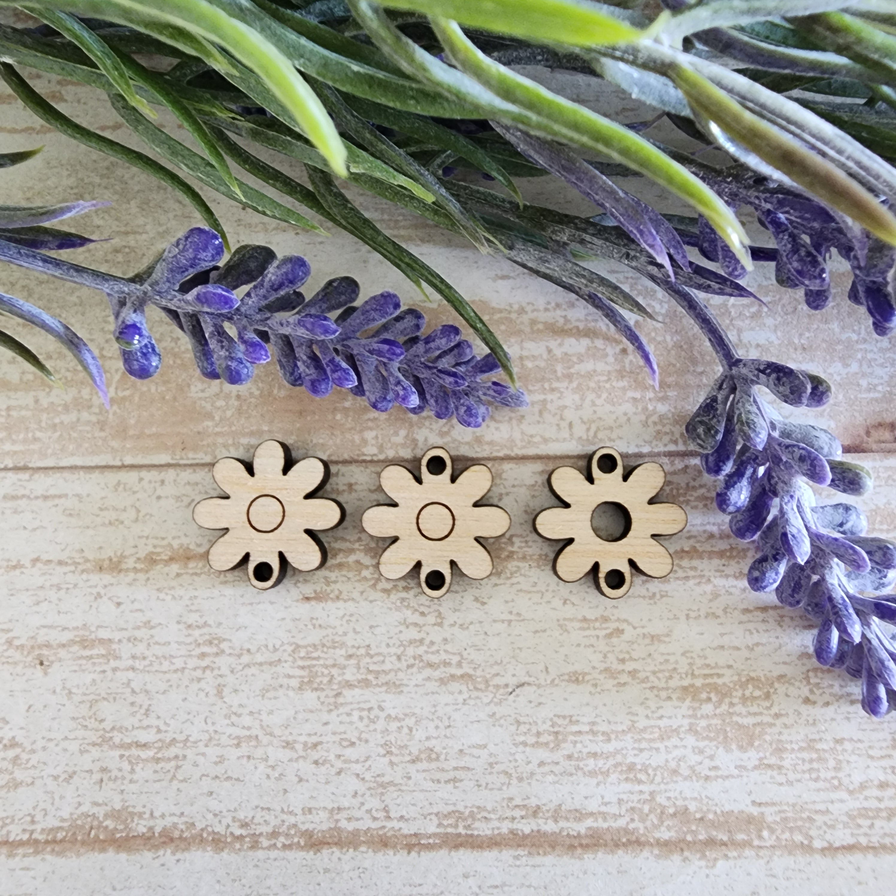 8 Petal Flower Connectors – LilliBella Innovations