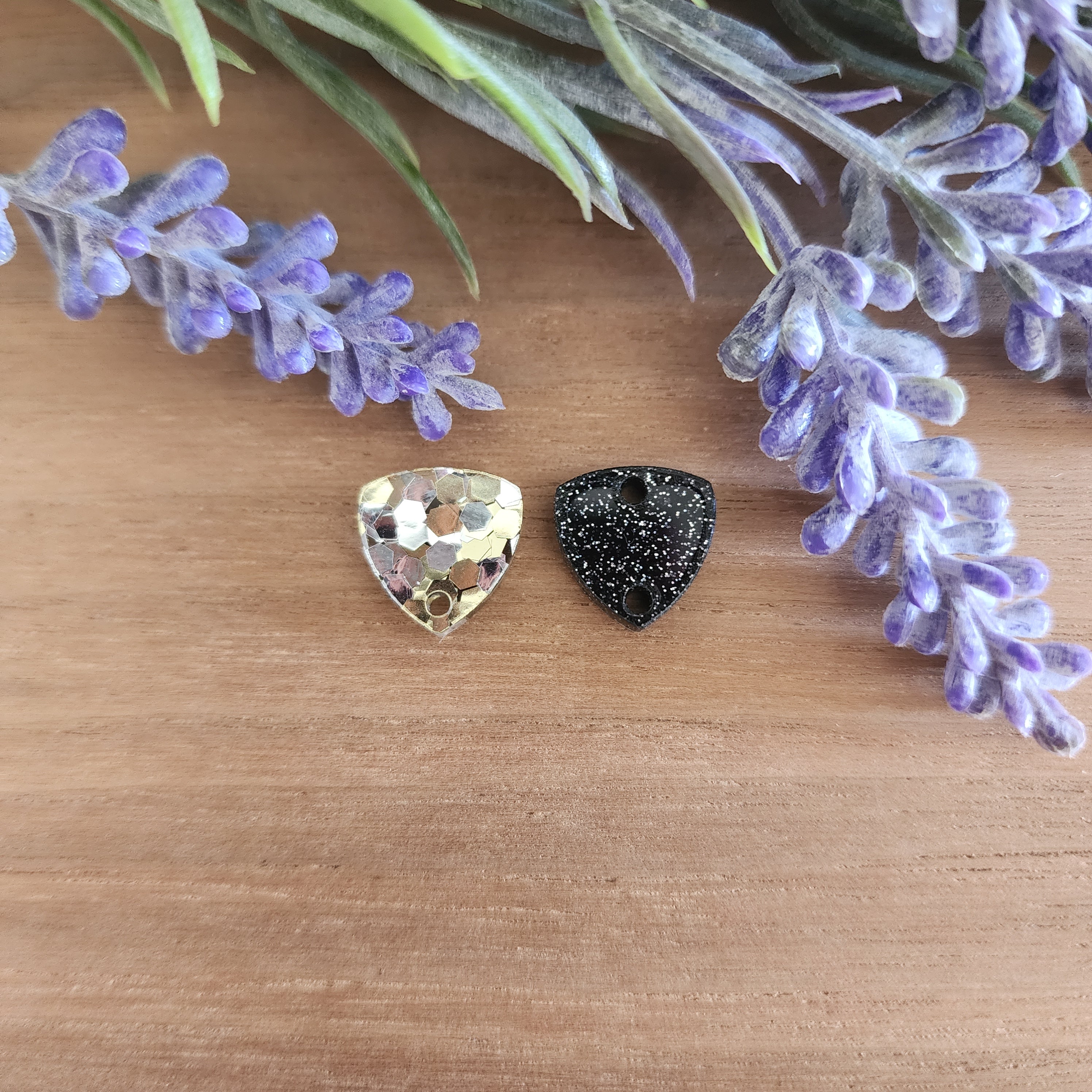 Rounded Triangle Acrylic Connectors – LilliBella Innovations