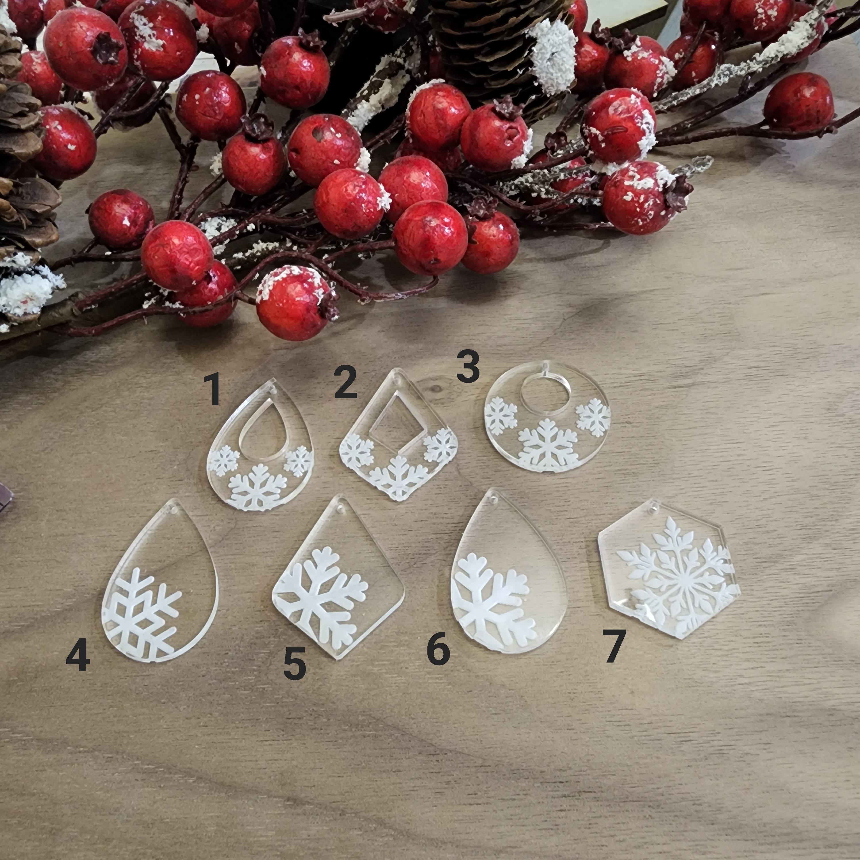 Acrylic Christmas Snowflake Drops – LilliBella Innovations